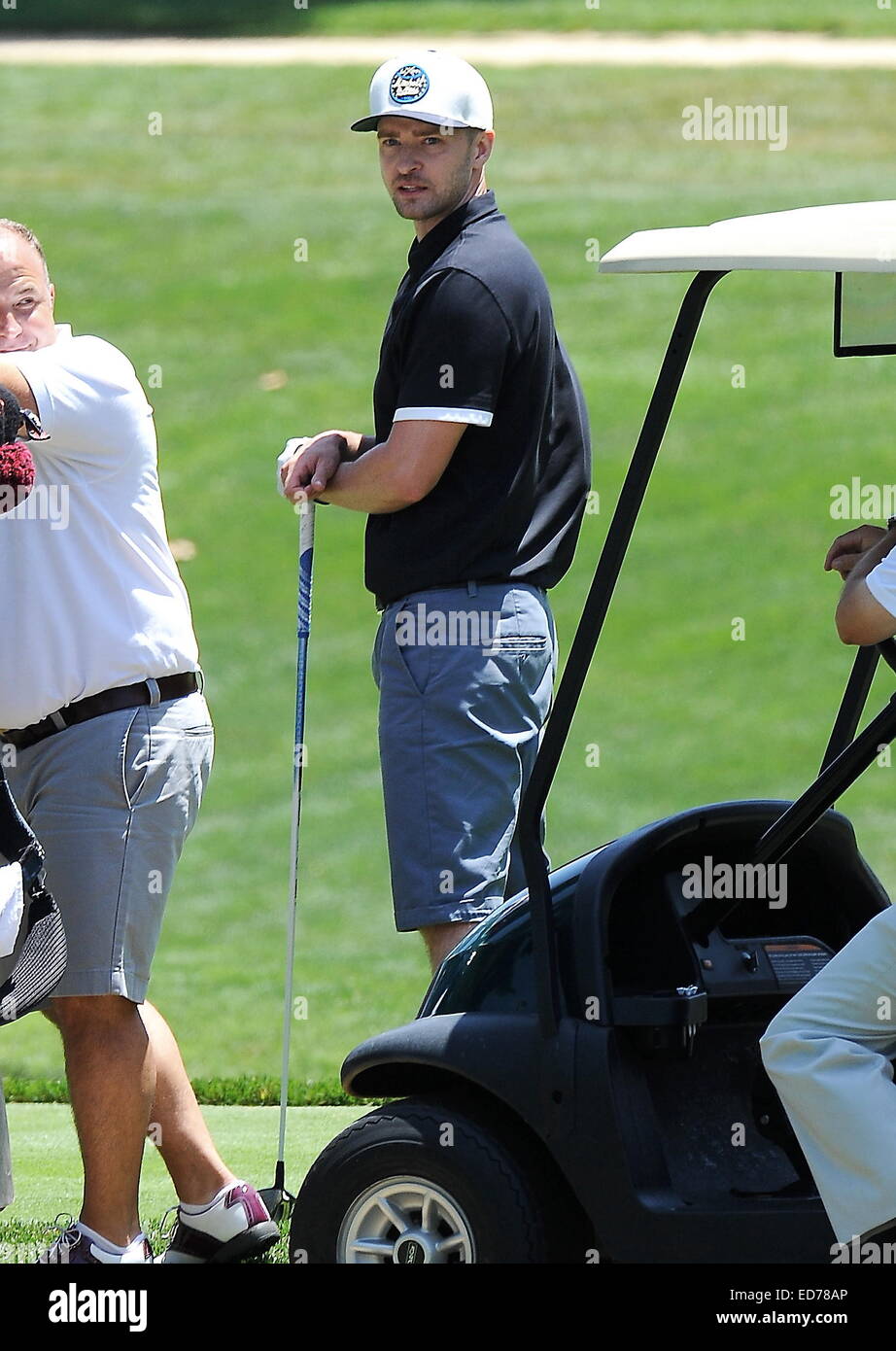 Justin Timberlake plays golf at Lakeside Golf Club in Studio City ...