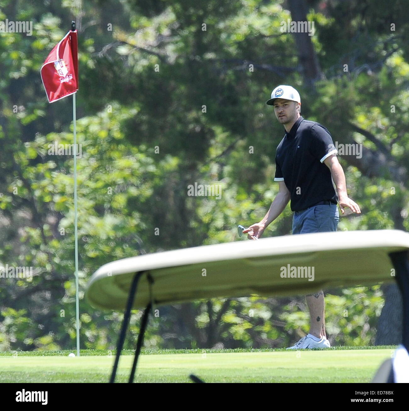 Justin Timberlake plays golf at Lakeside Golf Club in Studio City ...