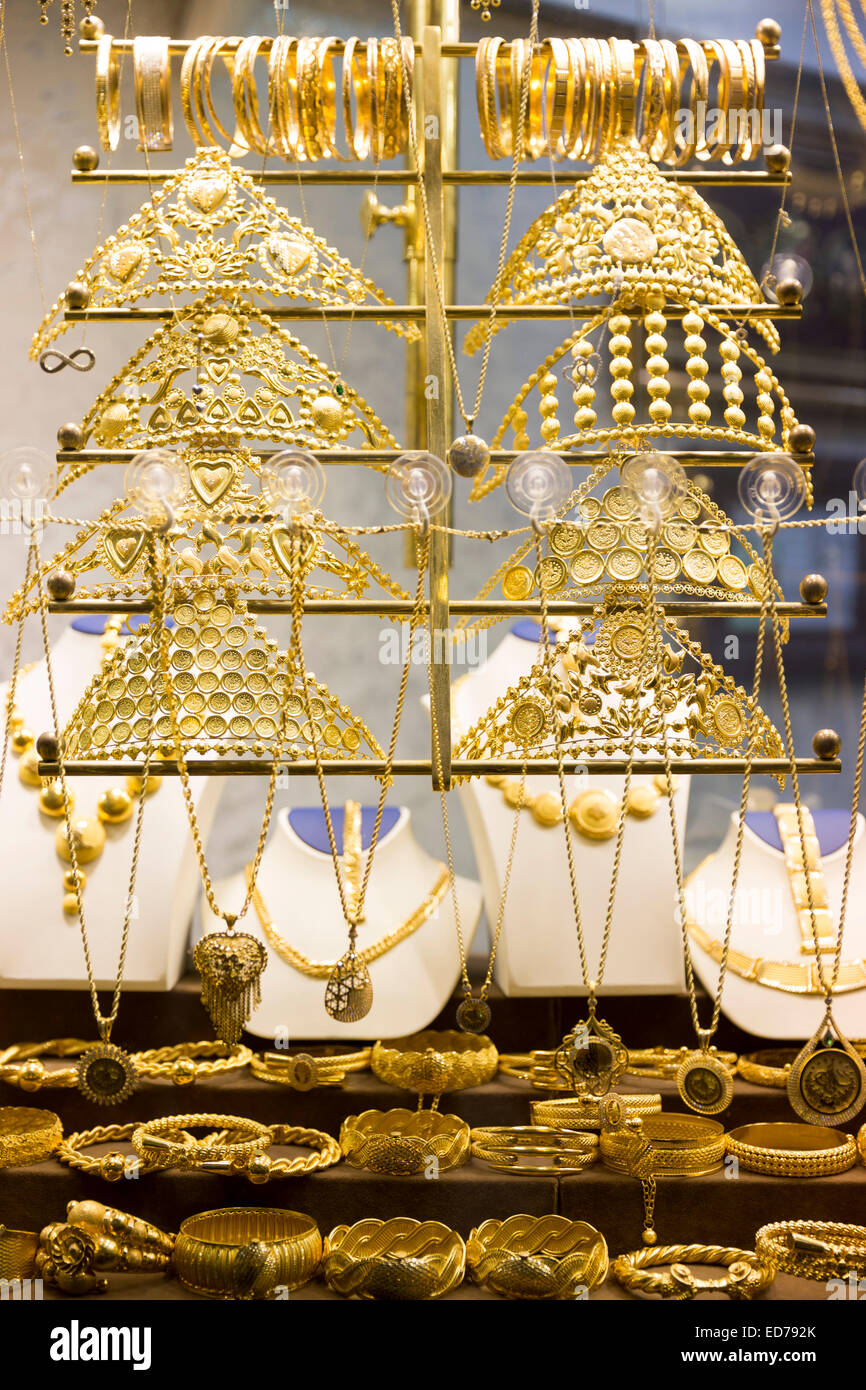 Gold market grand bazaar istanbul hi-res stock photography and images ...