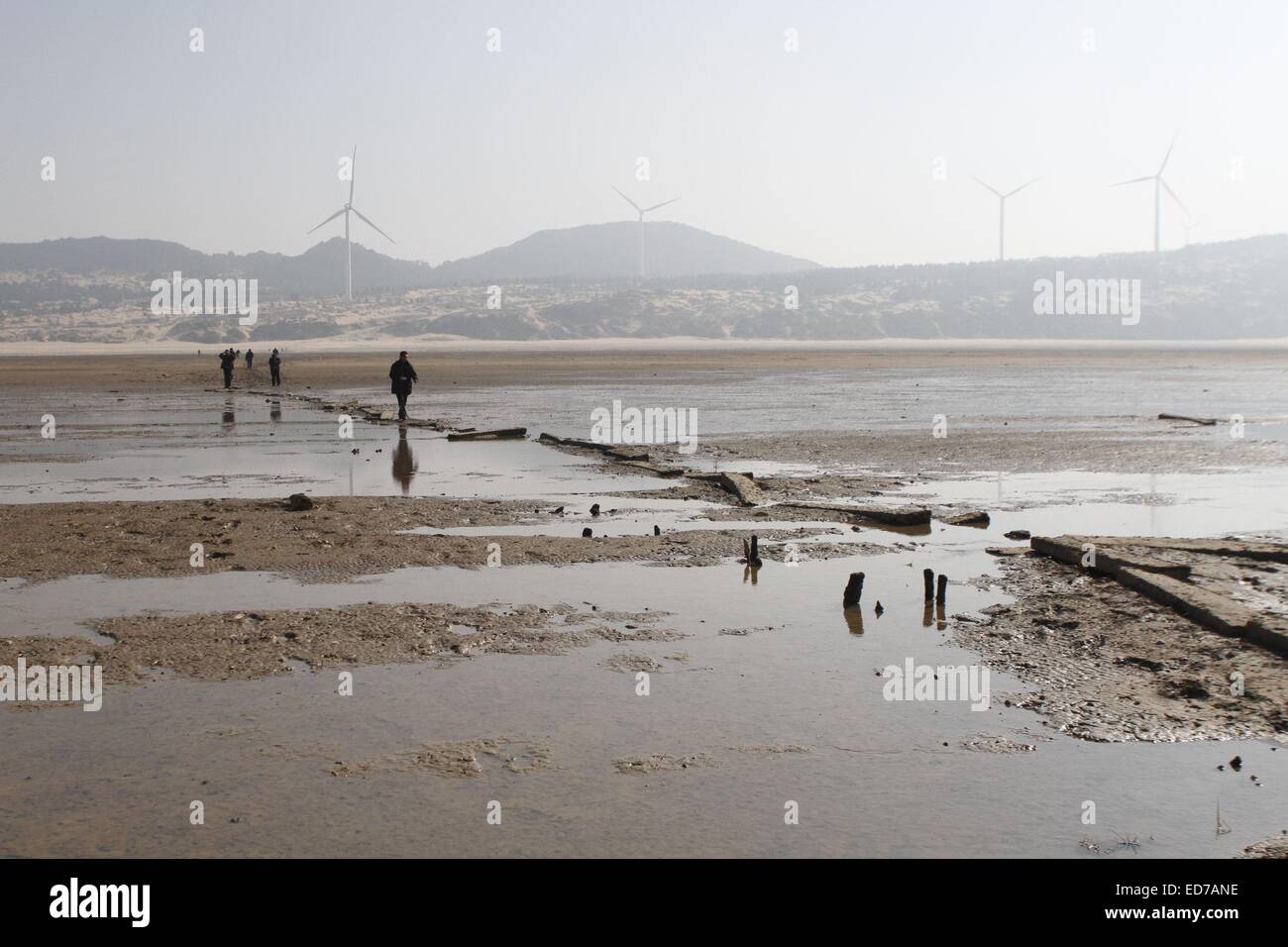 Jiujiang. 30th Dec, 2014. A stone bridge relic of Ming Dynasty (1368 ...