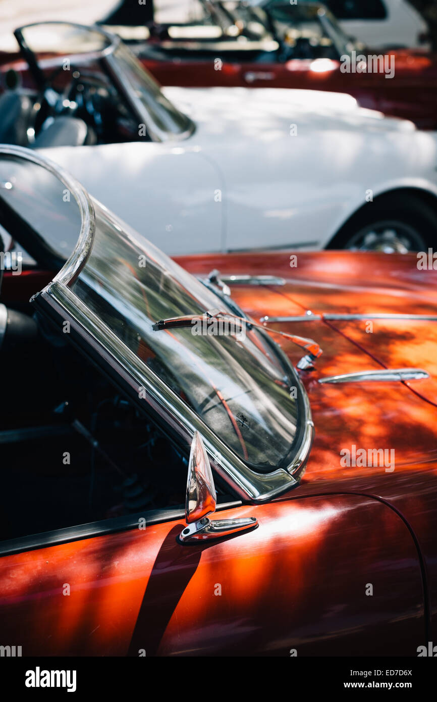 Open top sports cars hi-res stock photography and images - Alamy