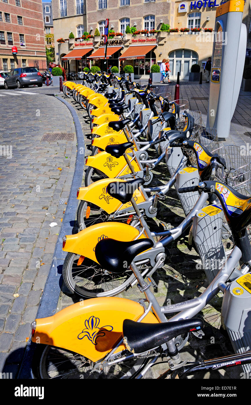 Brussels / Bruxelles, Belgium. Villo rental bicycles Stock Photo - Alamy
