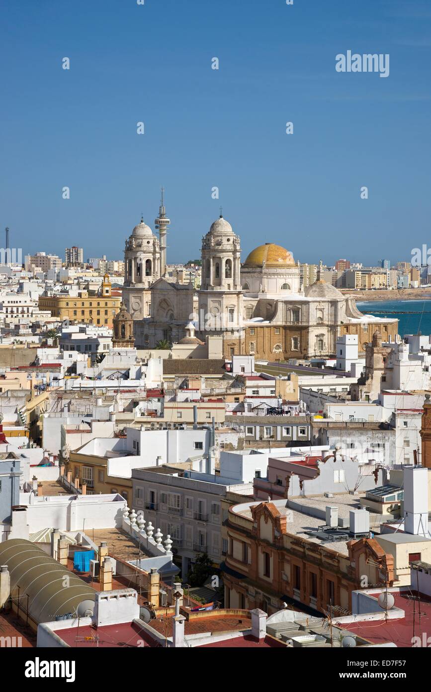 View from Torre Tavira tower to Cádiz Cathedral, also New Cathedral ...