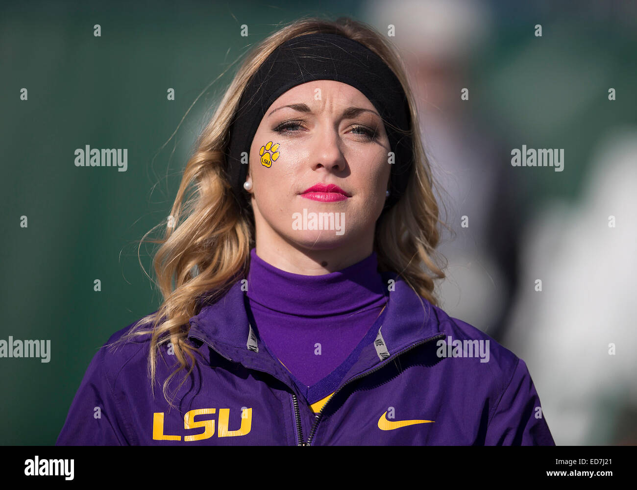 Lsu cheerleader hi-res stock photography and images - Alamy
