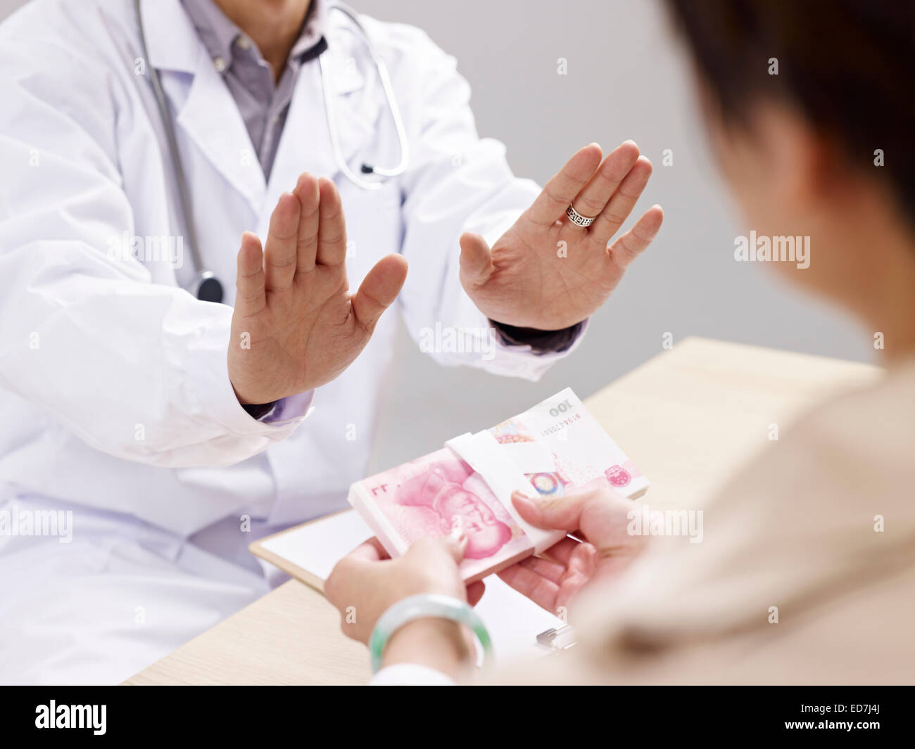 Refusing hi-res stock photography and images - Alamy