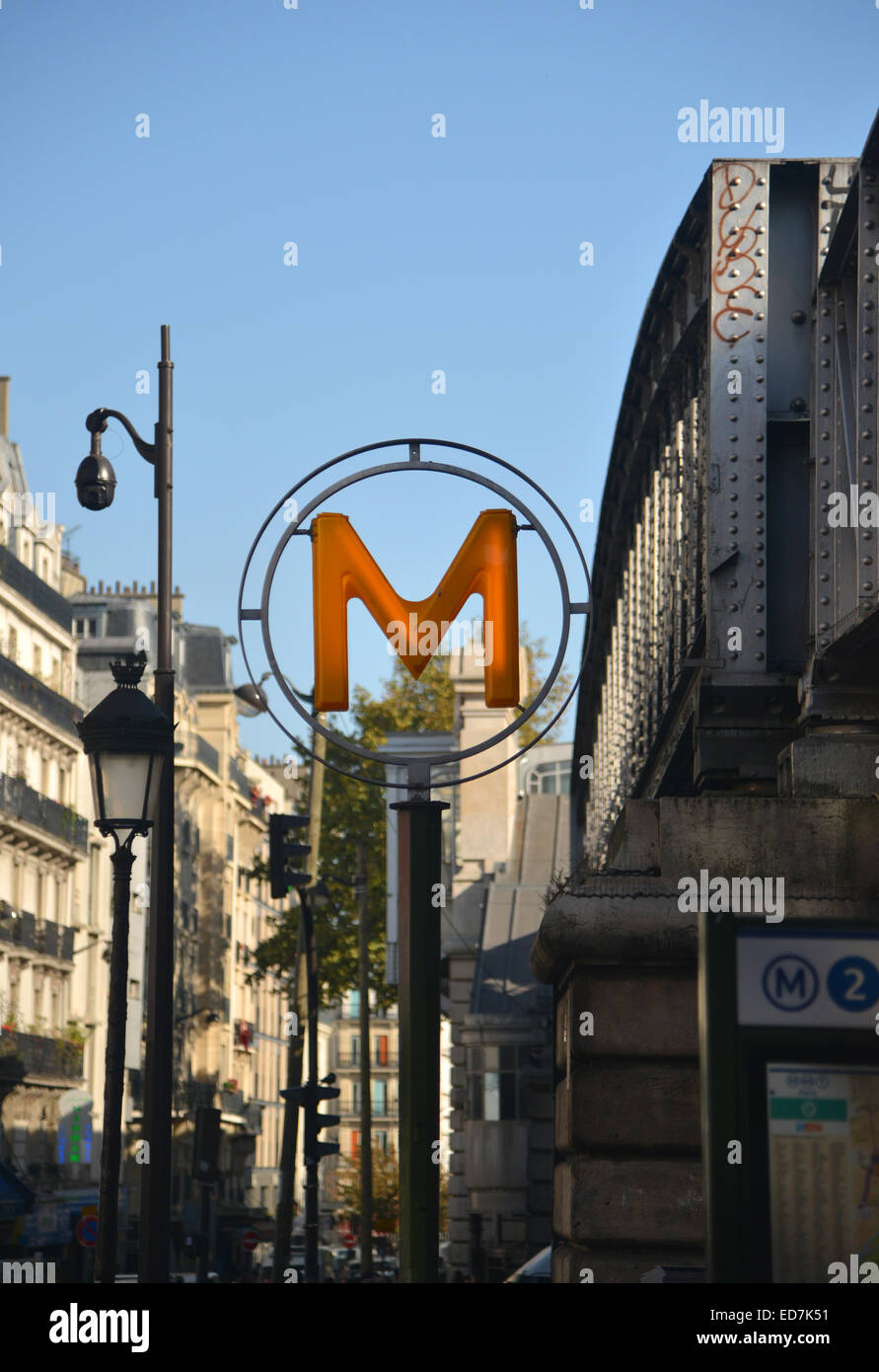 Paris Metro M illuminated sign Stock Photo - Alamy