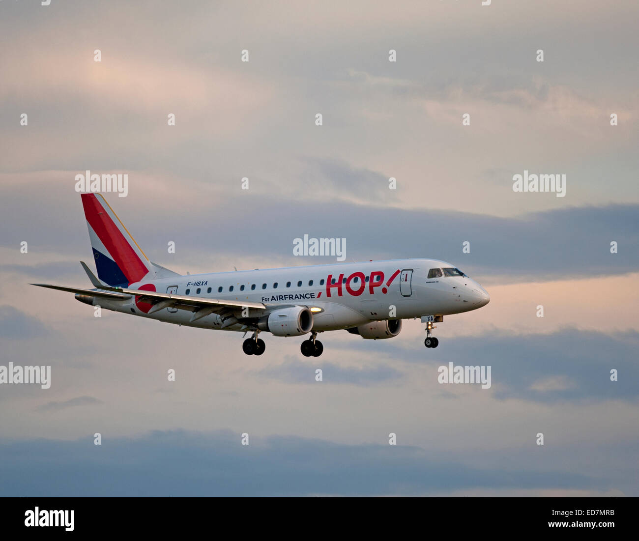 Hop (Air France) Embraer 170LR (ERJ-170 landing at Aberdeen Dyce ...