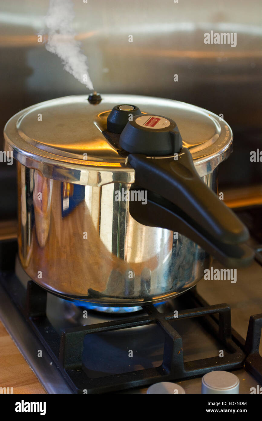 prestige presser cooker Stock Photo - Alamy