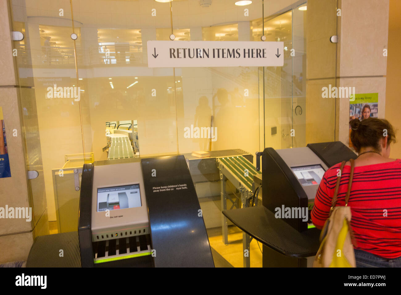 interior of San Francisco public library Stock Photo - Alamy