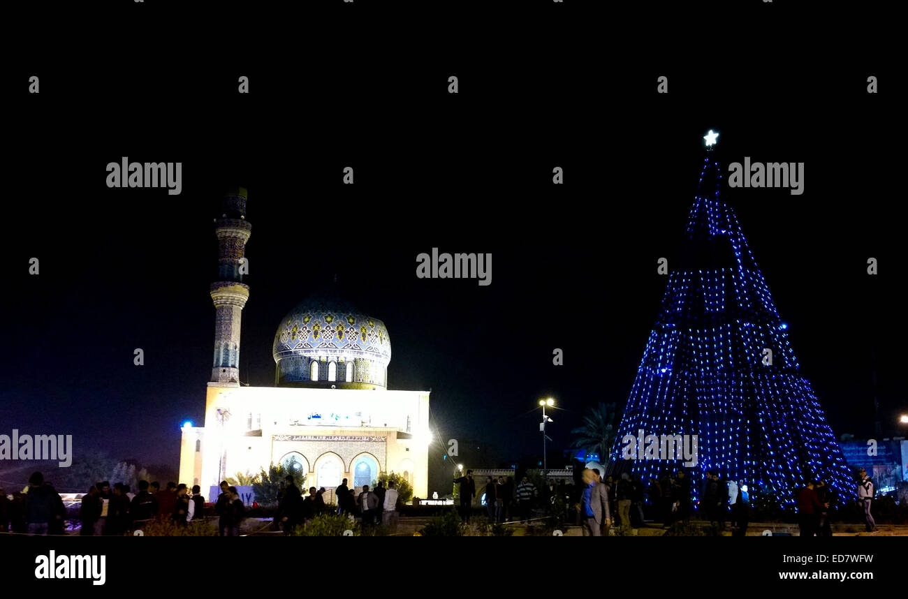 Iraqis celebrations the Christmas Stock Photo - Alamy