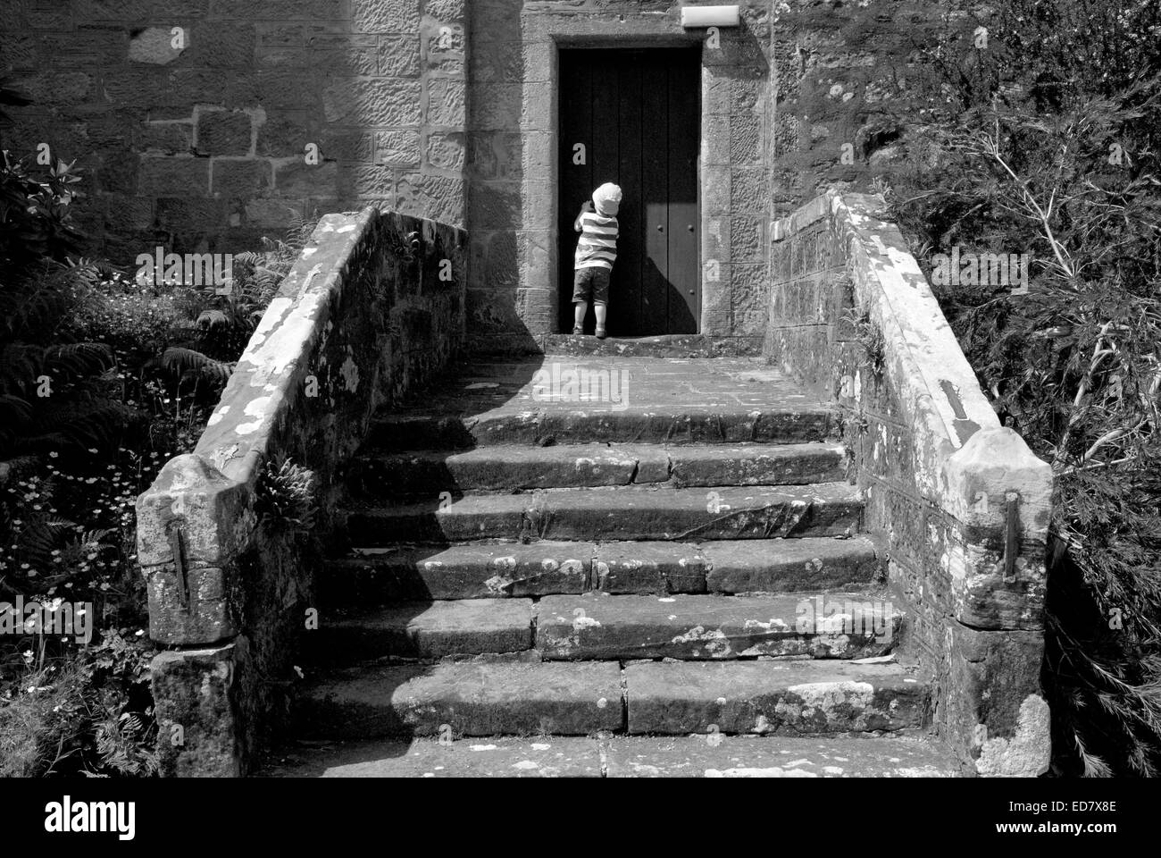 The door house Black and White Stock Photos & Images - Alamy