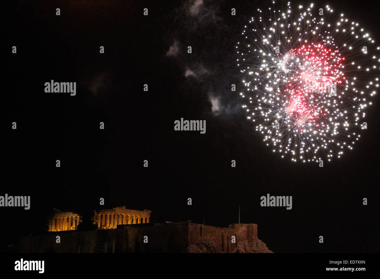 New year's eve fireworks athens hi-res stock photography and images - Alamy