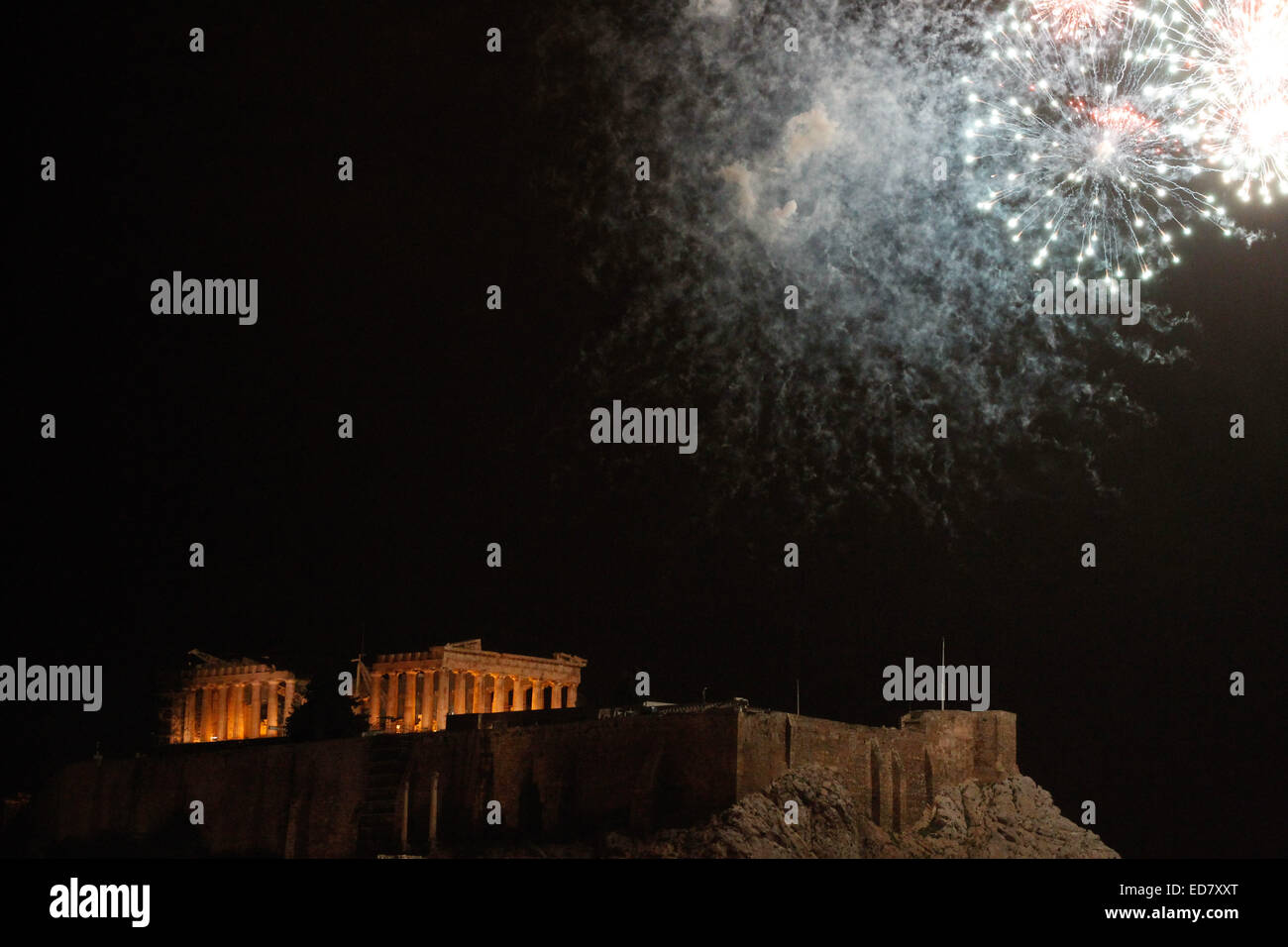 New year's eve fireworks athens hi-res stock photography and images - Alamy