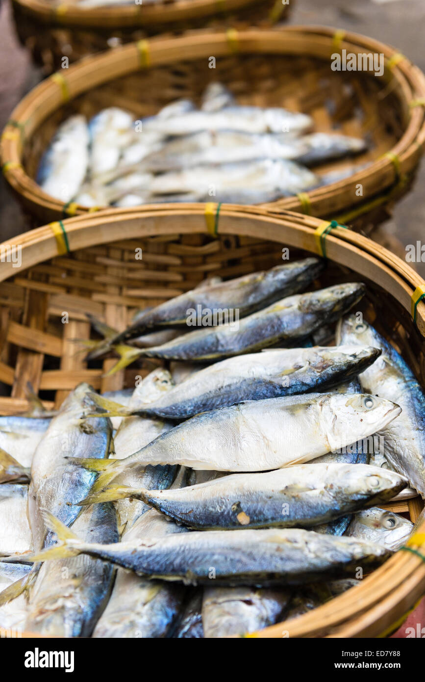 Vietnam fish market saigon hi-res stock photography and images - Alamy