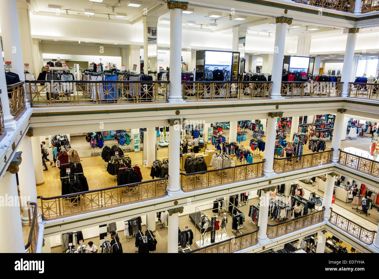 Chicago Atrium High Resolution Stock Photography and Images - Alamy