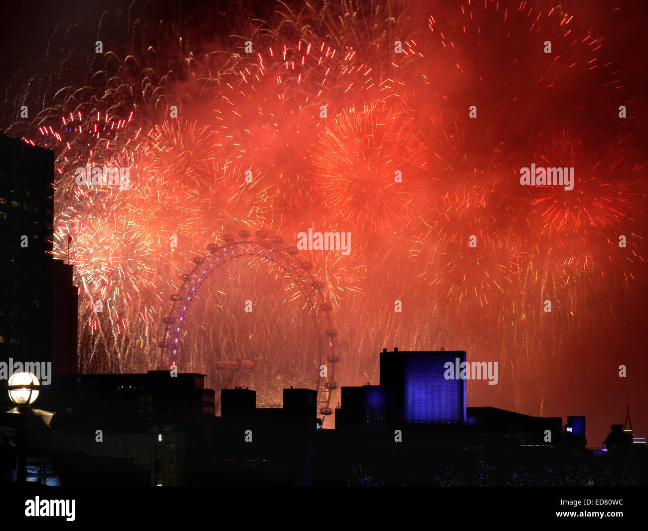 London eye firework hi-res stock photography and images - Alamy