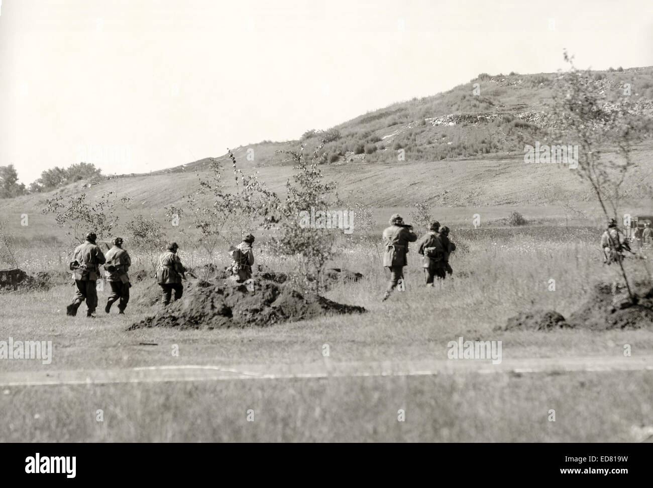 Ww2 soldiers battle hi-res stock photography and images - Alamy