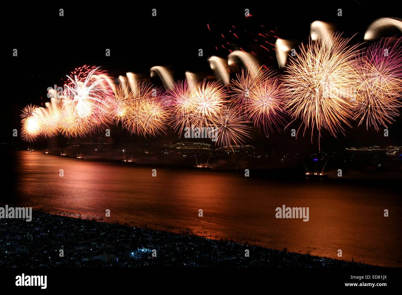 New year's fireworks rio 2015 hi-res stock photography and images - Alamy