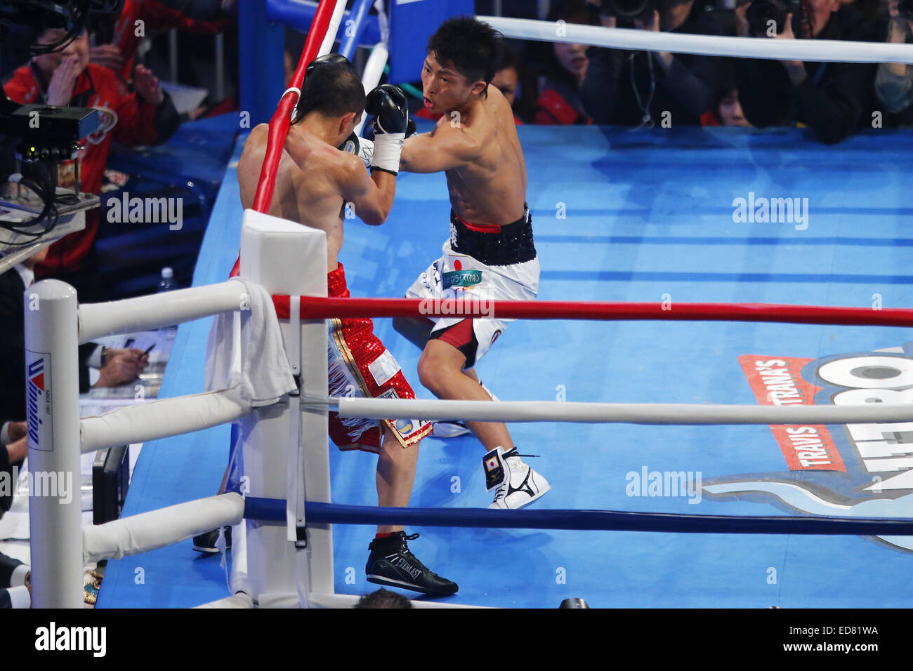 Tokyo Metropolitan Gymnasium, Tokyo, Japan. 30th Dec, 2014. (L-R) Omar ...