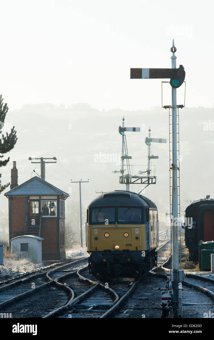 Class 47 diesel locomotive on the Gloucestershire and Warwickshire ...