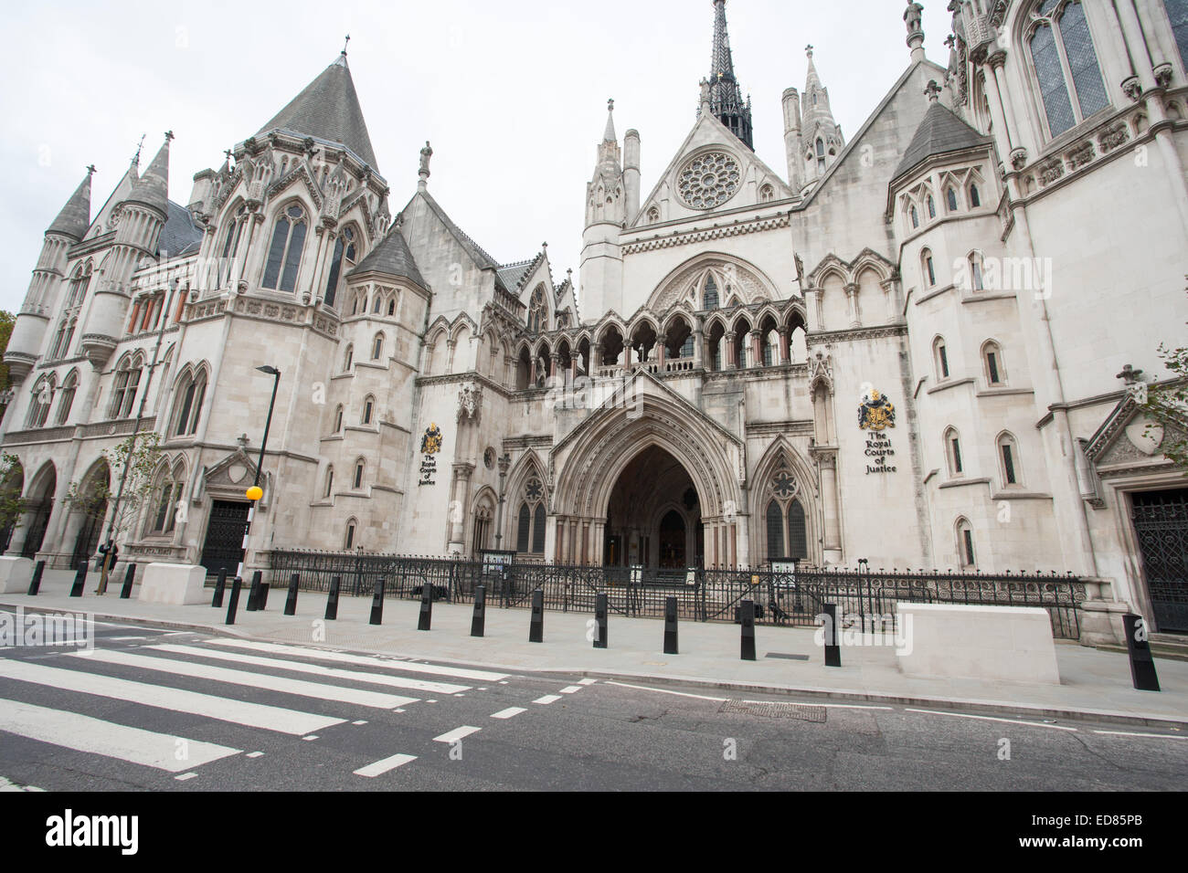 Royal courts justice home hi-res stock photography and images - Alamy