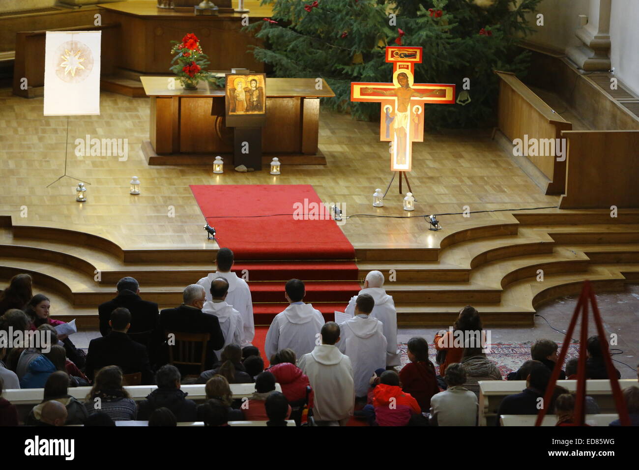 The brothers from Taizé pray in the Salvator Church. Brother Alois, the ...