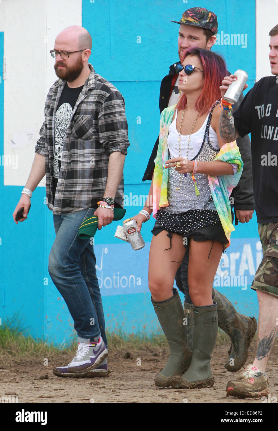 Glastonbury Festival 2014 - Celebrities and atmosphere - Day 4 ...