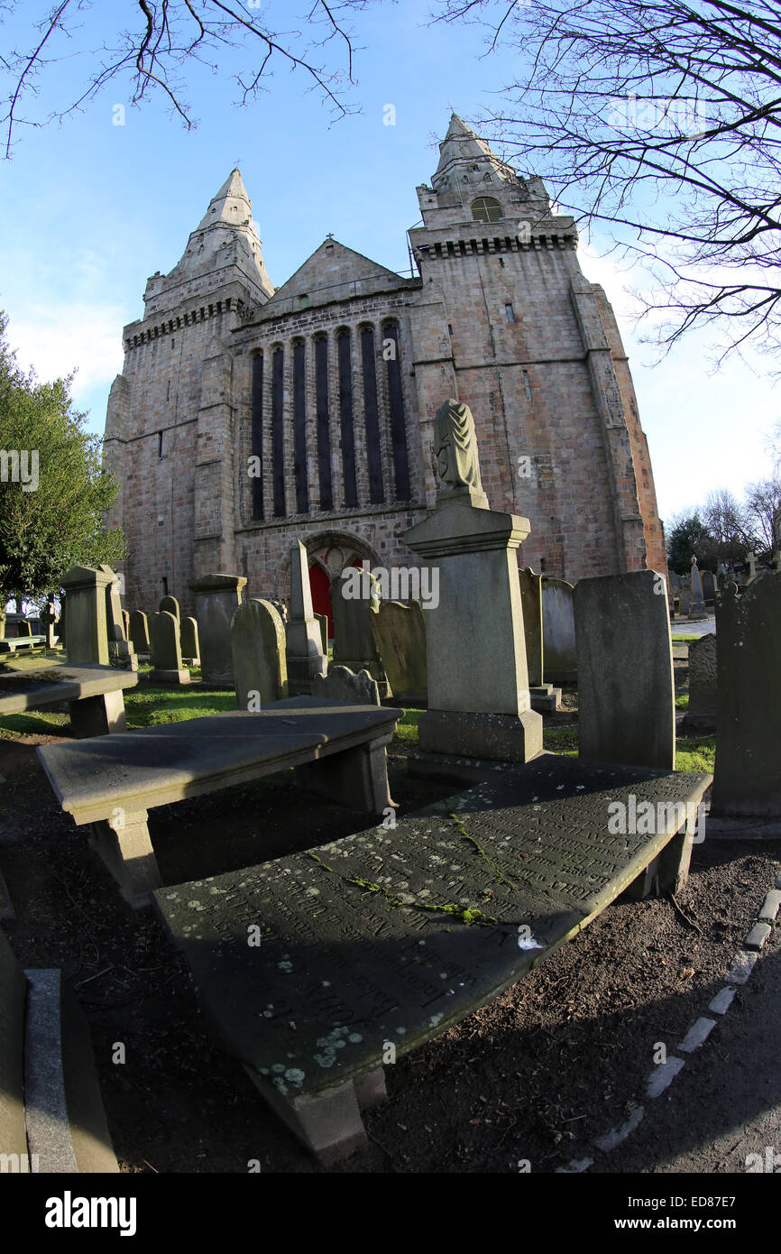 St machar’s cathedral old aberdeen hi-res stock photography and images ...