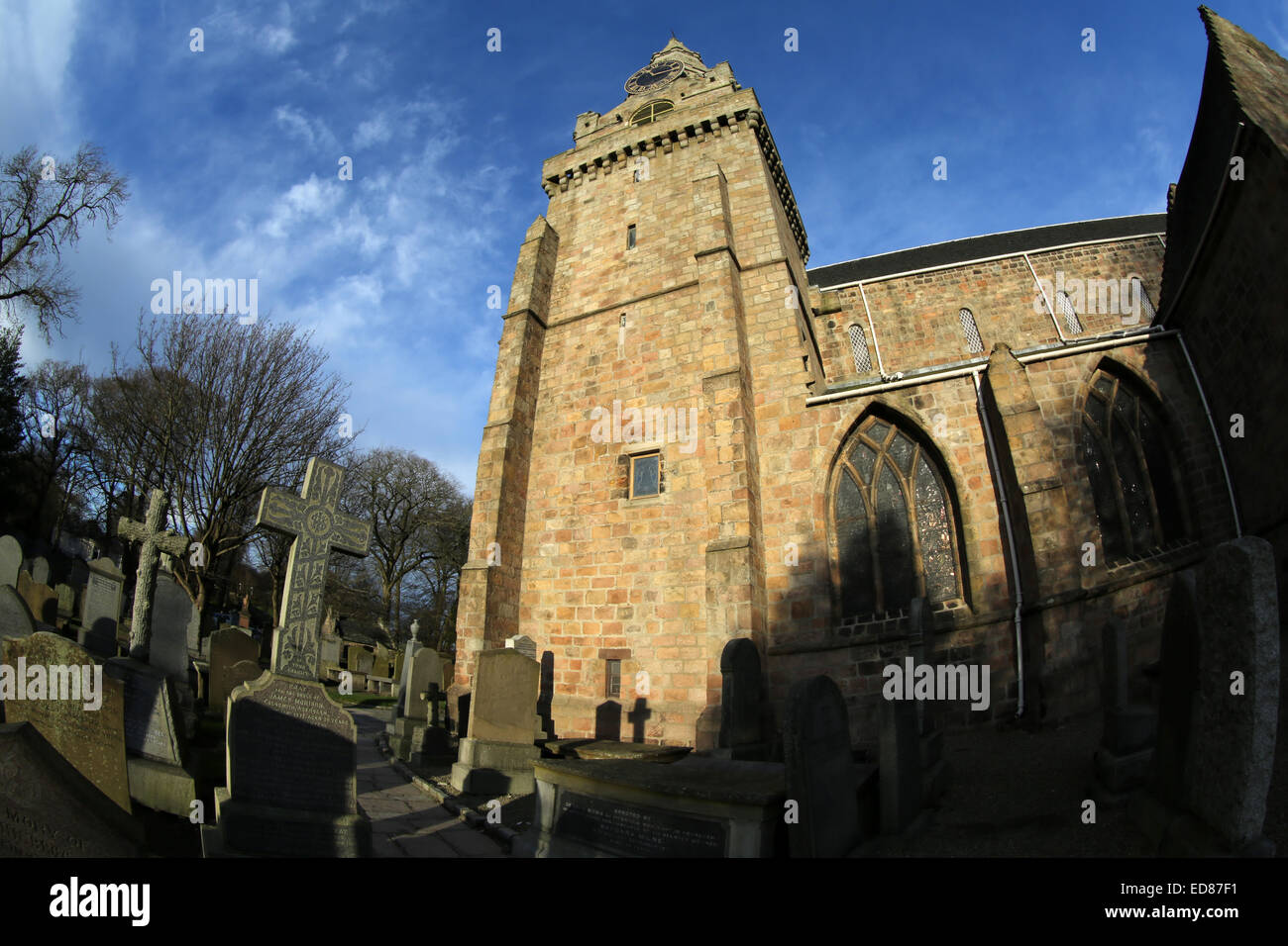 Graveyard at st machars cathedral hi-res stock photography and images ...