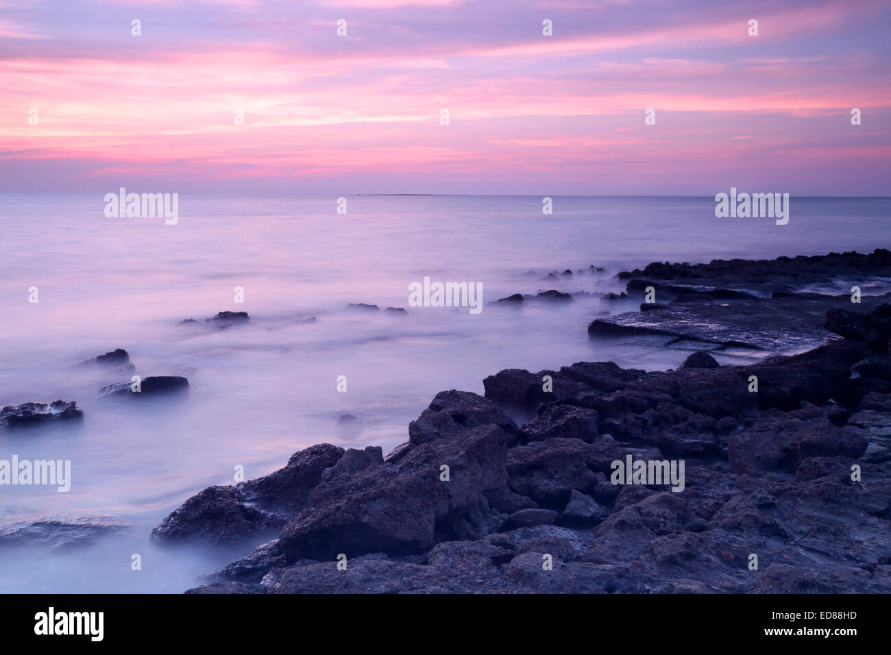 Long exposure beach hi-res stock photography and images - Alamy