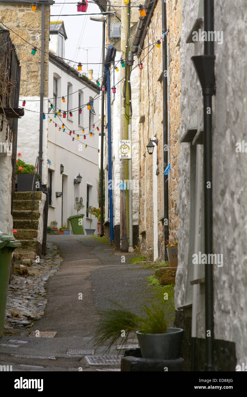 Narrow street scene at Mousehole, Cornwall, England Stock Photo - Alamy
