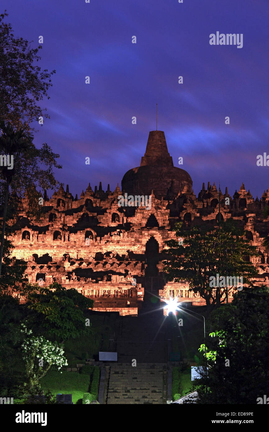 Borobudur Temple at Dusk in Yogyakarta, Java, Indonesia Stock Photo - Alamy