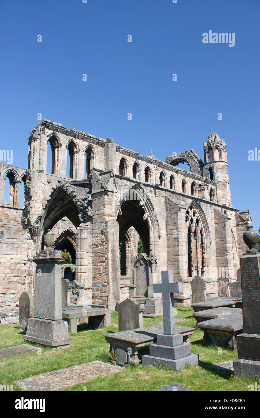 Elgin scotland people hi-res stock photography and images - Alamy