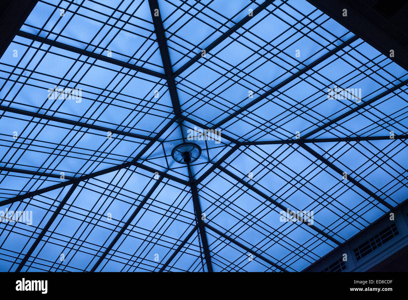 Ceiling lines hi-res stock photography and images - Alamy