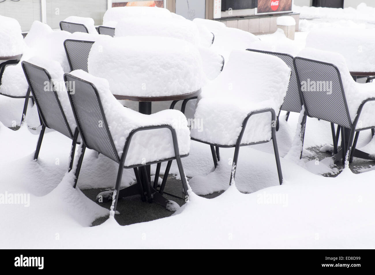 Inches of snow hi-res stock photography and images - Alamy