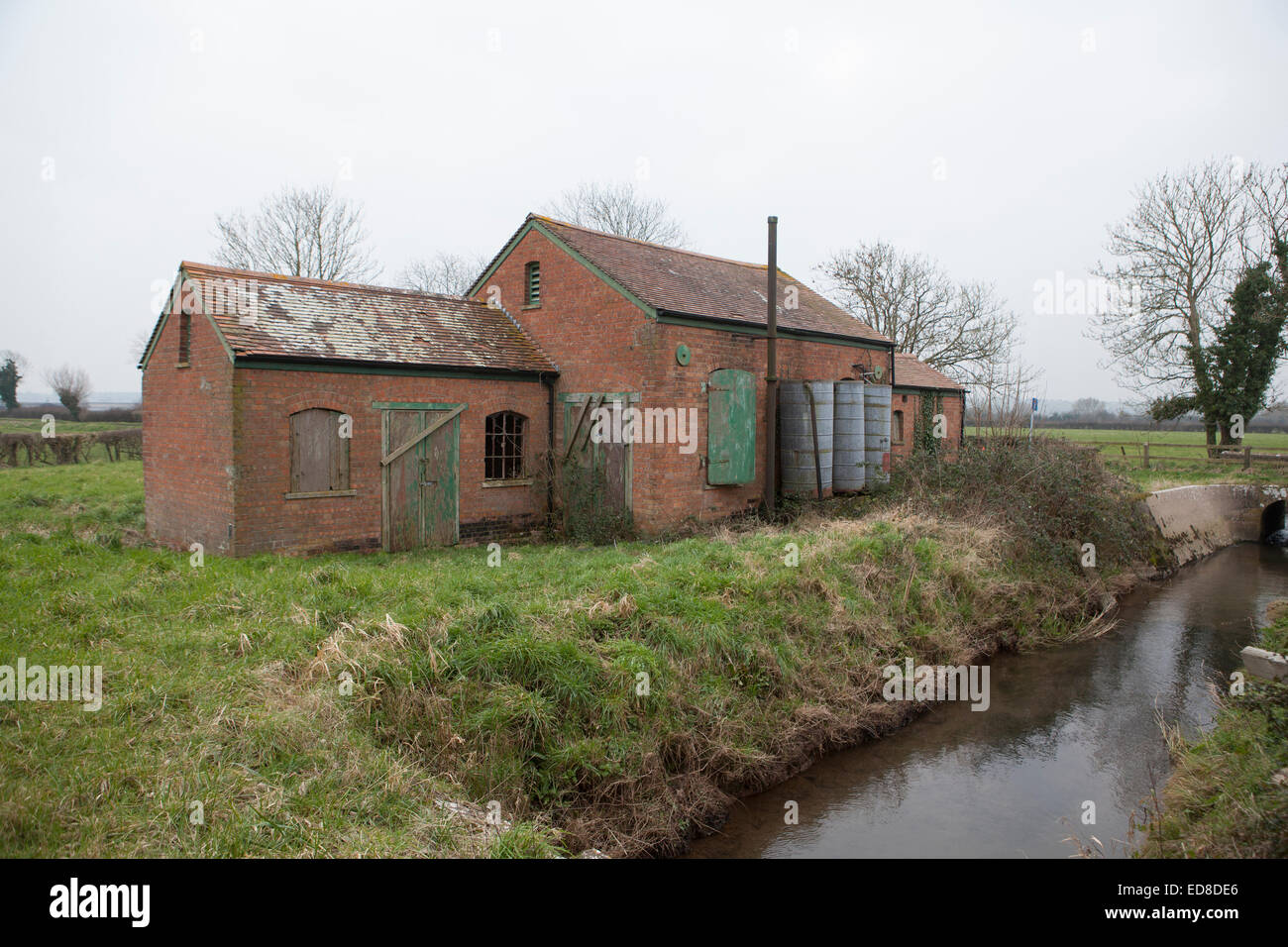 Abandoned Rural Building Stock Photo - Alamy