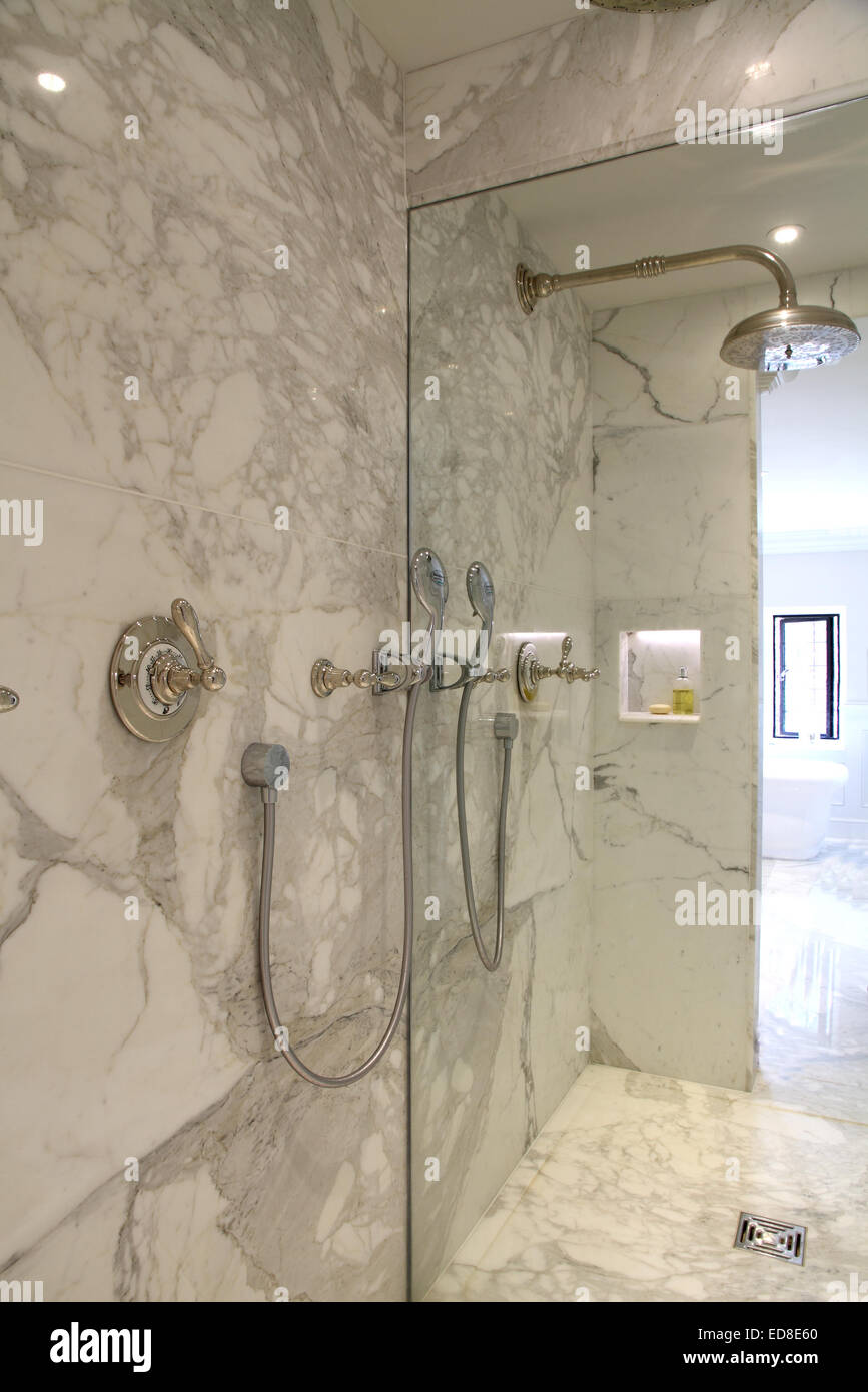 Victorian bathroom shower cubicle hi-res stock photography and images ...