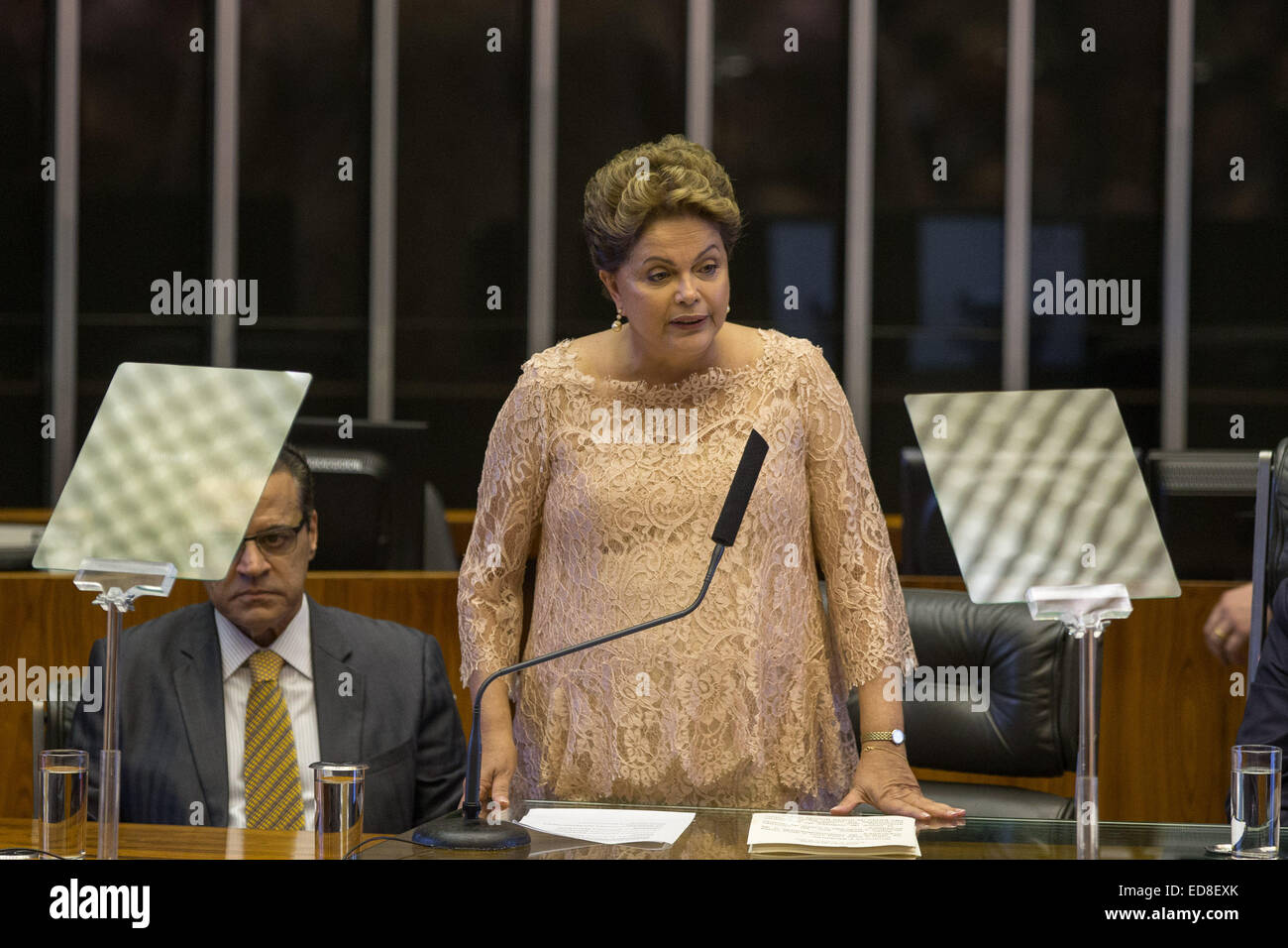 (150101) -- BRASILIA, Jan. 1, 2015 (Xinhua) -- Brazilian President ...