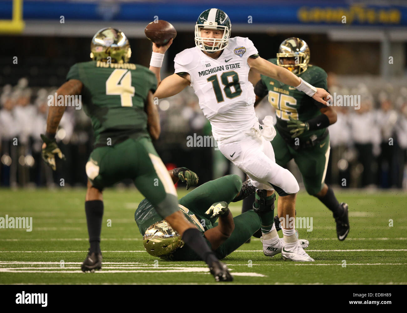 January: 01, 2015: Michigan State Spartans quarterback Connor Cook (18 ...