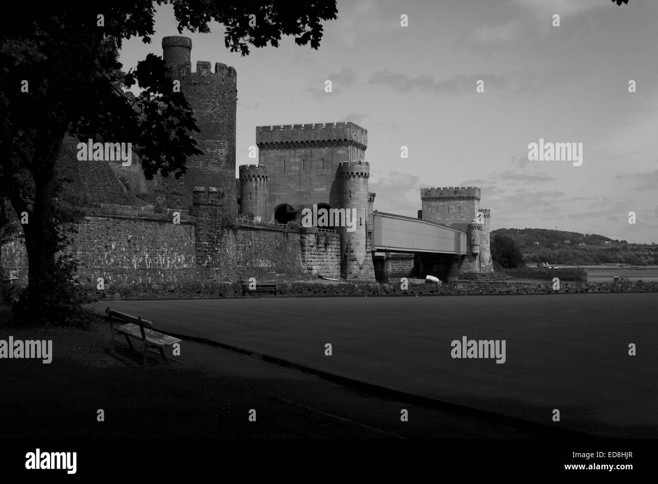 Conwy gwynedd Black and White Stock Photos & Images - Alamy