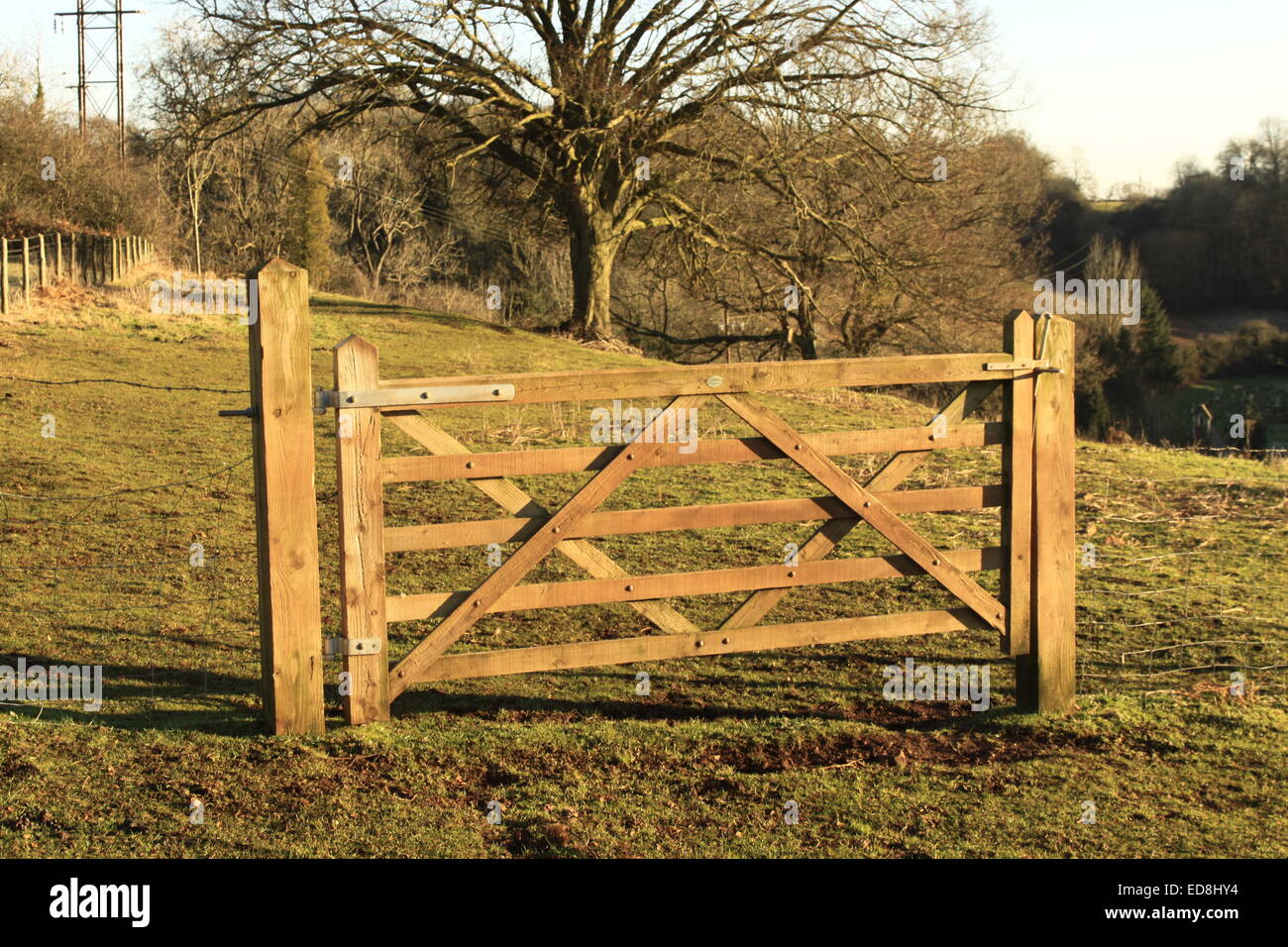 Traditional five bar hi-res stock photography and images - Alamy