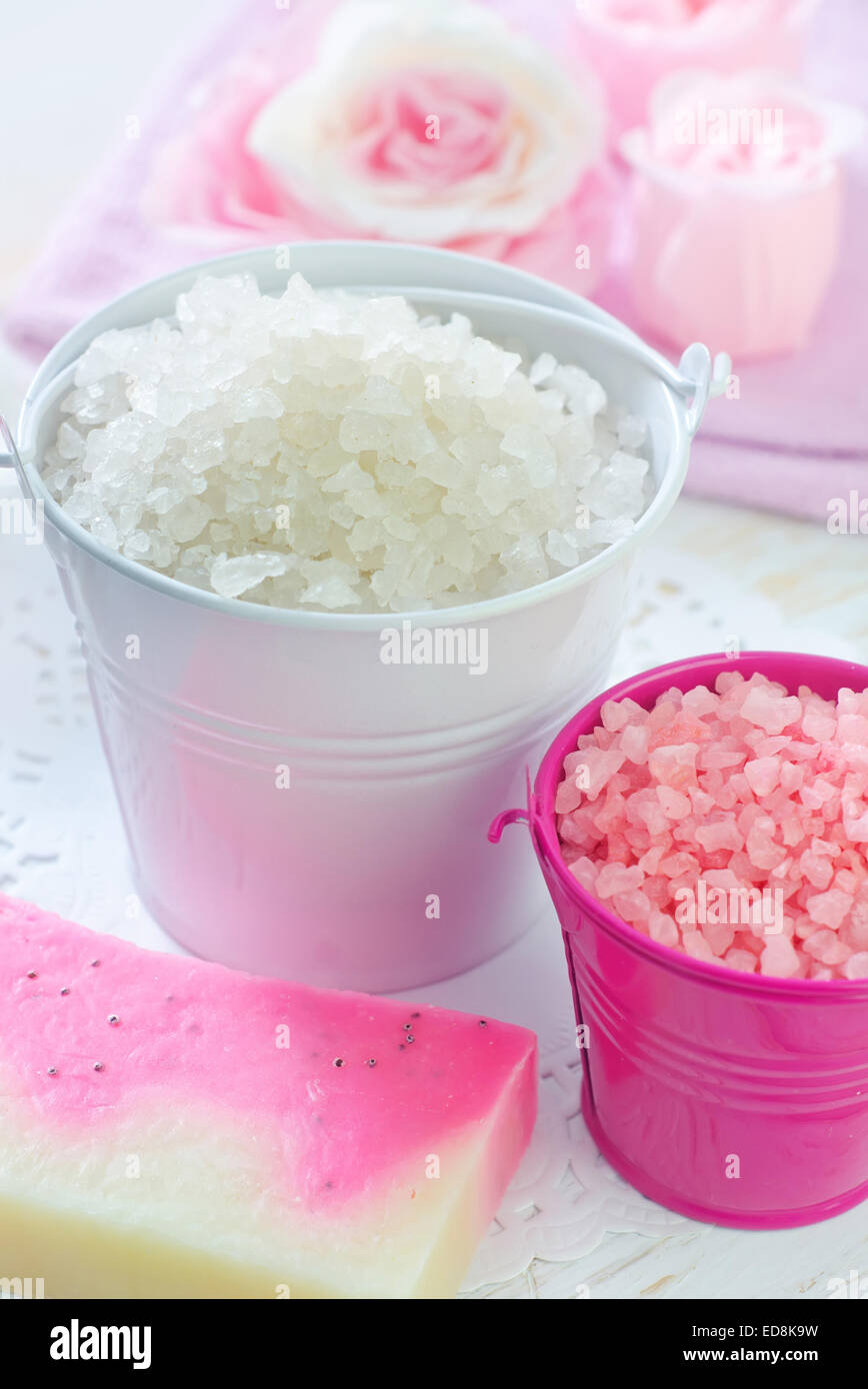 Salt blooms hi-res stock photography and images - Alamy