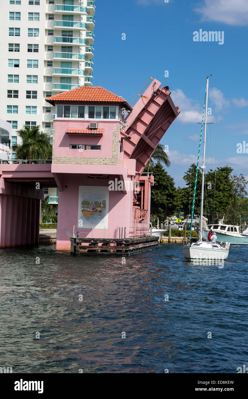 Bridge draw drawbridge florida hi-res stock photography and images - Alamy