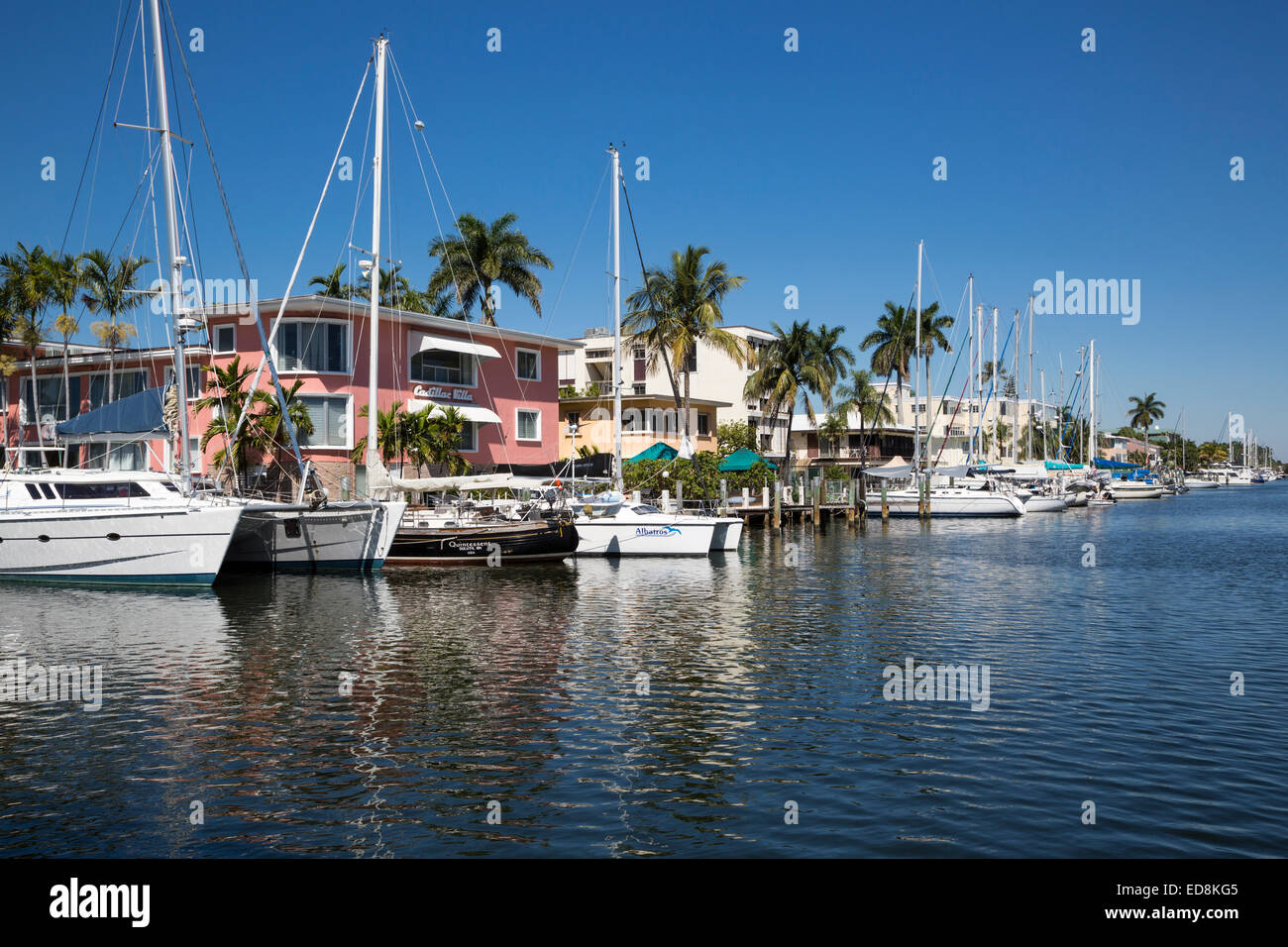 Leisure boat marina hi-res stock photography and images - Alamy