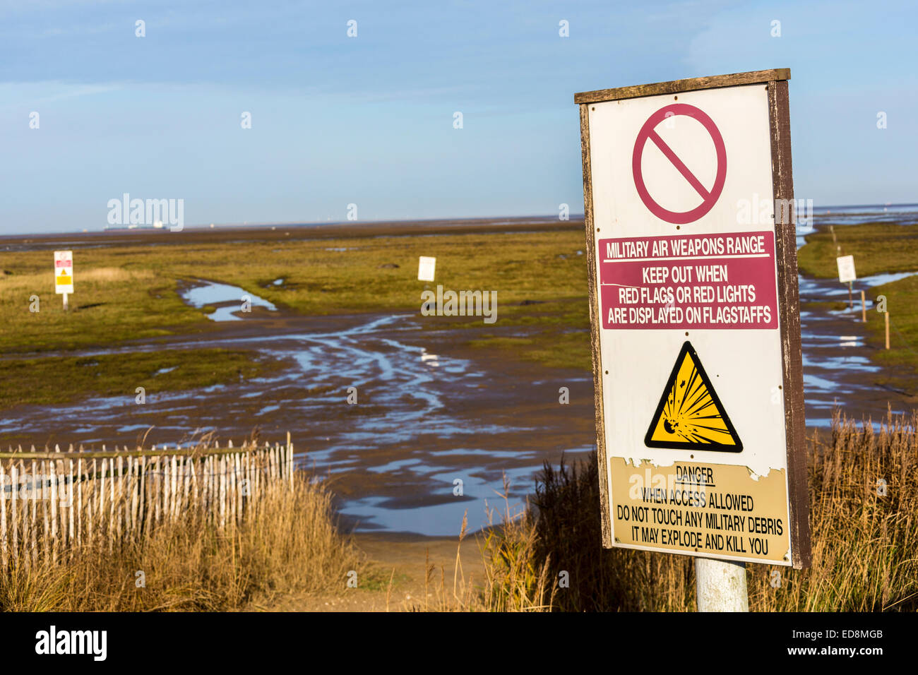 Military warning sign hi-res stock photography and images - Alamy