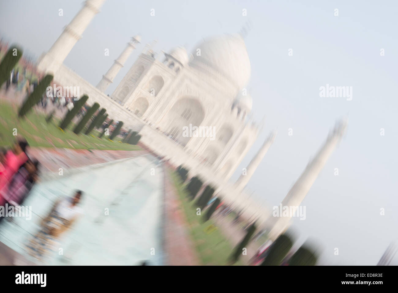 Exterior of the taj mahal hi-res stock photography and images - Alamy