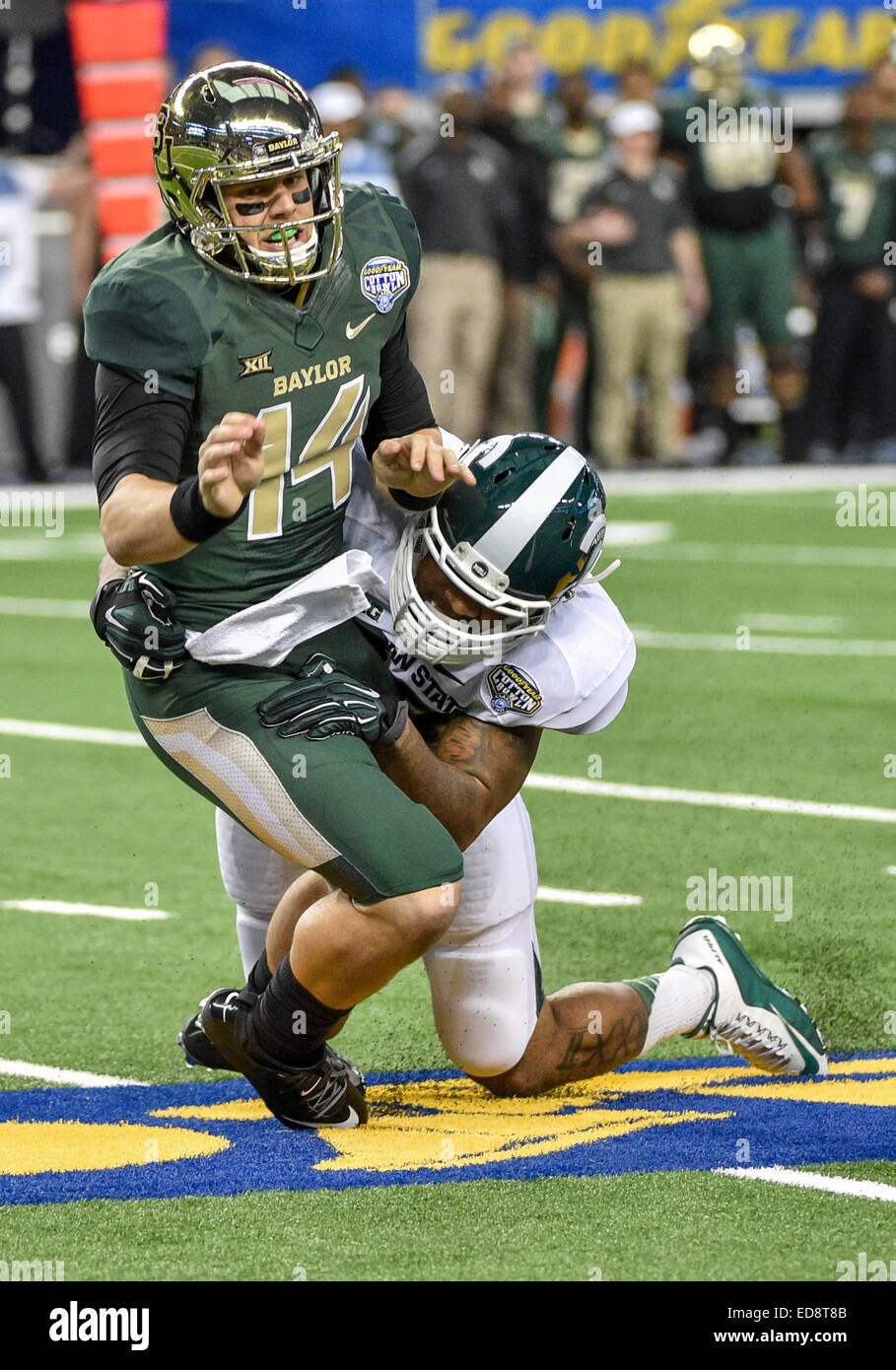 Arlington, Texas, USA. 1st January, 2015. Baylor Bears quarterback ...