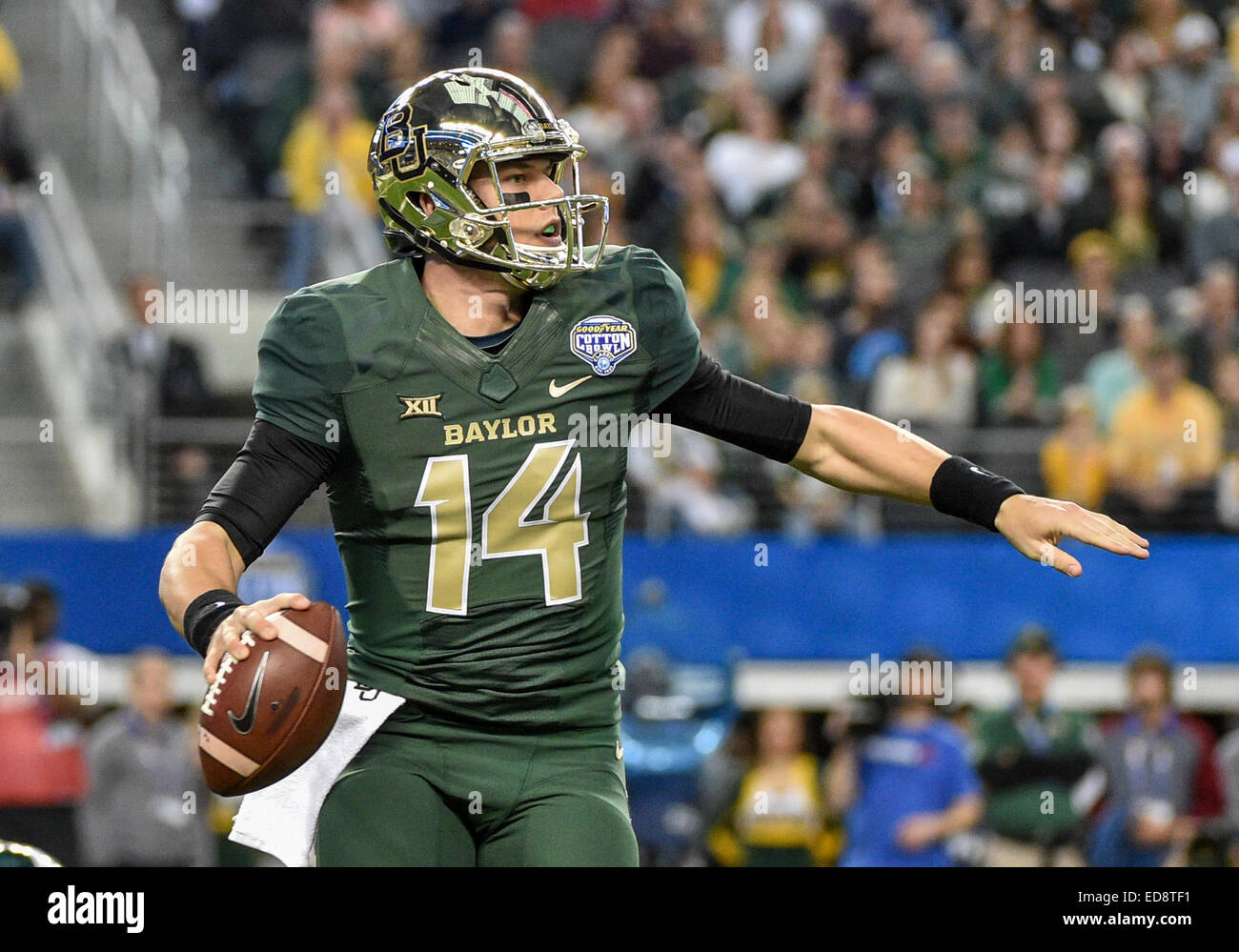 Arlington, Texas, USA. 1st January, 2015. Baylor Bears quarterback ...