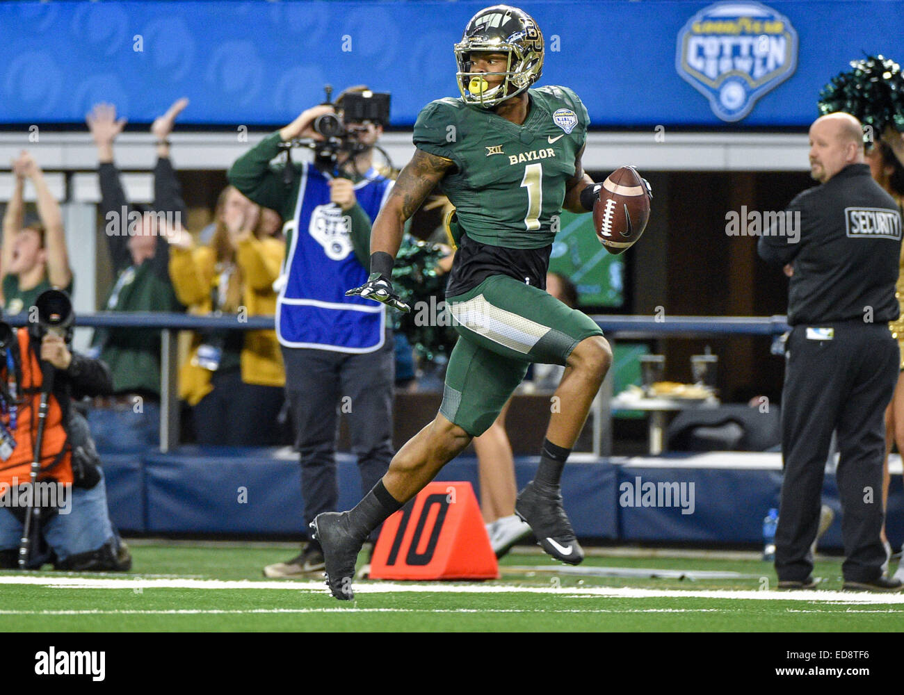 Corey coleman hi-res stock photography and images - Alamy
