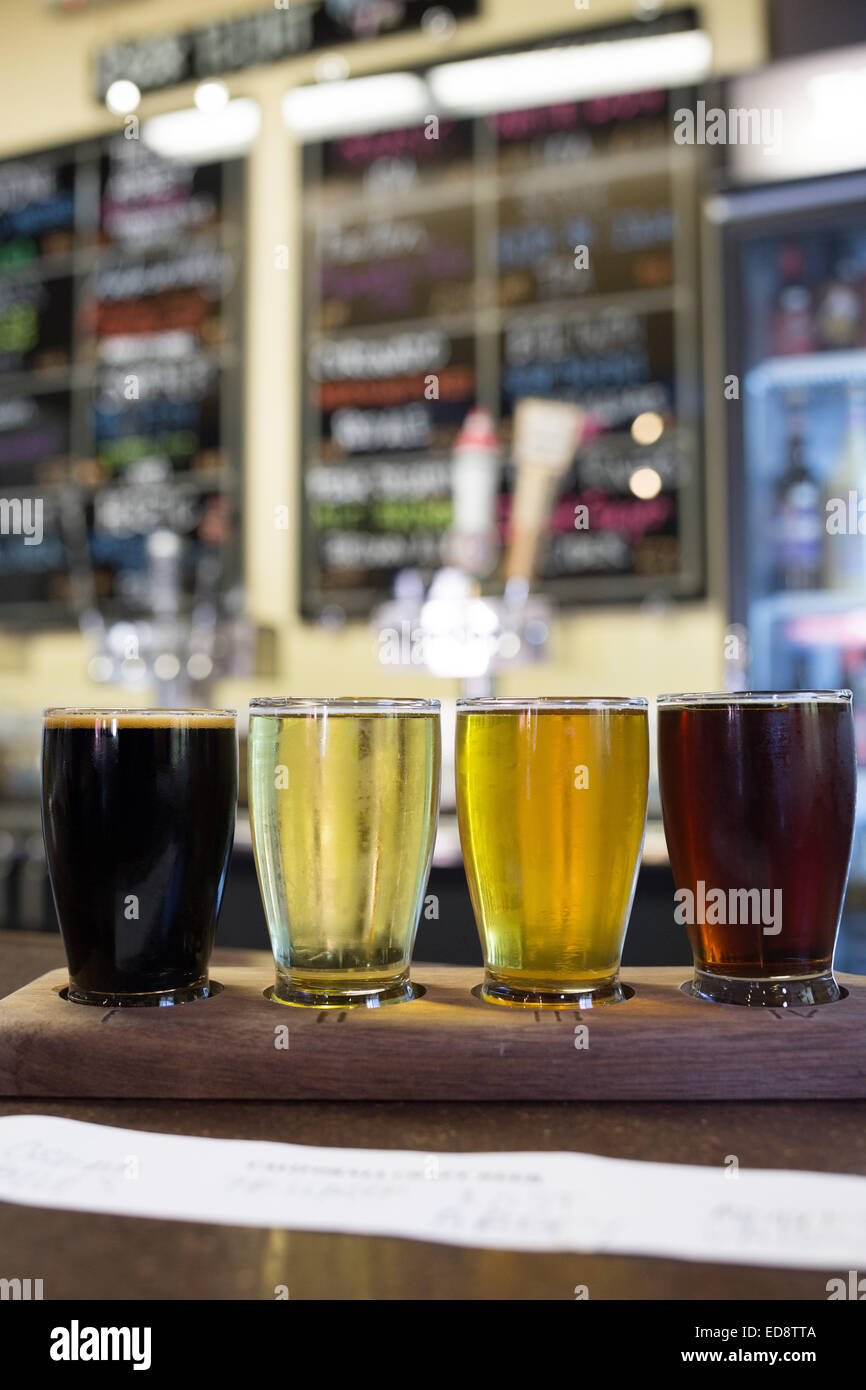 Micro craft hi-res stock photography and images - Alamy